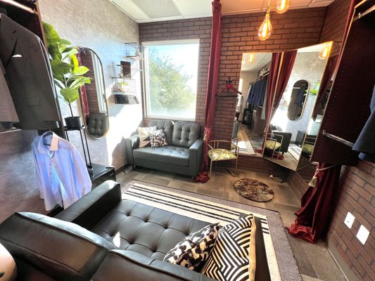 ADAM ROSS CUSTOM - Updated January 2025 - 18911 Hardy Oak Blvd, San ...