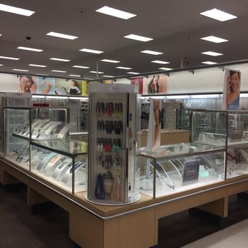 TARGET - Updated July 2025 - 42 Photos & 48 Reviews - 2701 Castor Ave ...