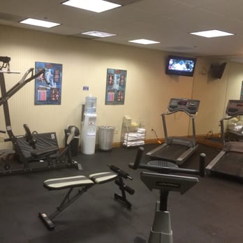 HOLIDAY INN EXPRESS POUGHKEEPSIE - Updated May 2024 - 49 Photos & 46 ...