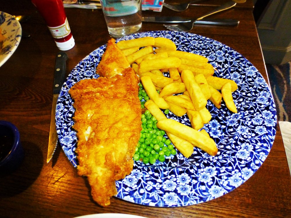 THE CROSS KEYS - 24 Northgate, Peebles, Scottish Borders, United ...