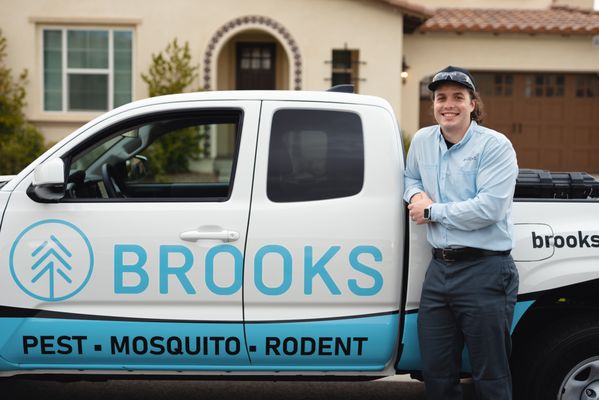 BROOKS PEST CONTROL - Updated December 2025 - 59 Photos & 605 Reviews ...