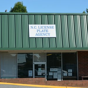 PATRICK BEAVER MEMORIAL LIBRARY - Updated December 2025 - 375 3rd St NE ...