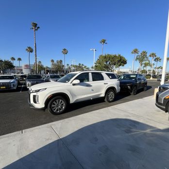 ALEXANDER HYUNDAI OF OXNARD - Updated March 2025 - 79 Photos & 337 ...