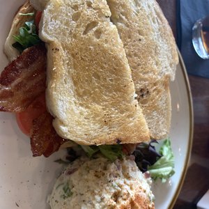 VILLAGE CORNER COMFORT KITCHEN & BAR - 163 Photos & 99 Reviews - 360 ...