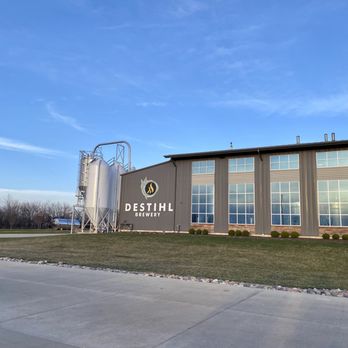 DESTIHL BREWERY & BEER HALL - Updated April 2025 - 383 Photos & 196 ...