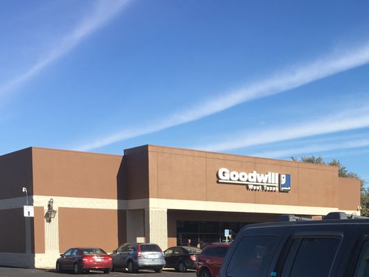 GOODWILL WEST TEXAS - MIDLAND LOOP 250 - Updated October 2025 - 4100 W ...