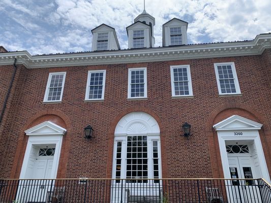 GEORGETOWN PUBLIC LIBRARY - Updated November 2025 - 20 Photos & 27 ...