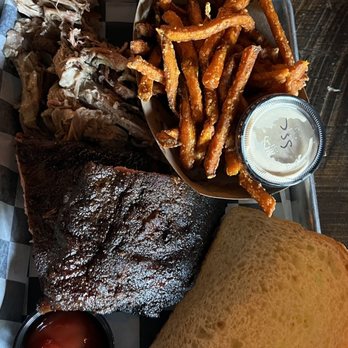 BIG BORE BARBECUE - Updated July 2025 - 238 Photos & 160 Reviews ...