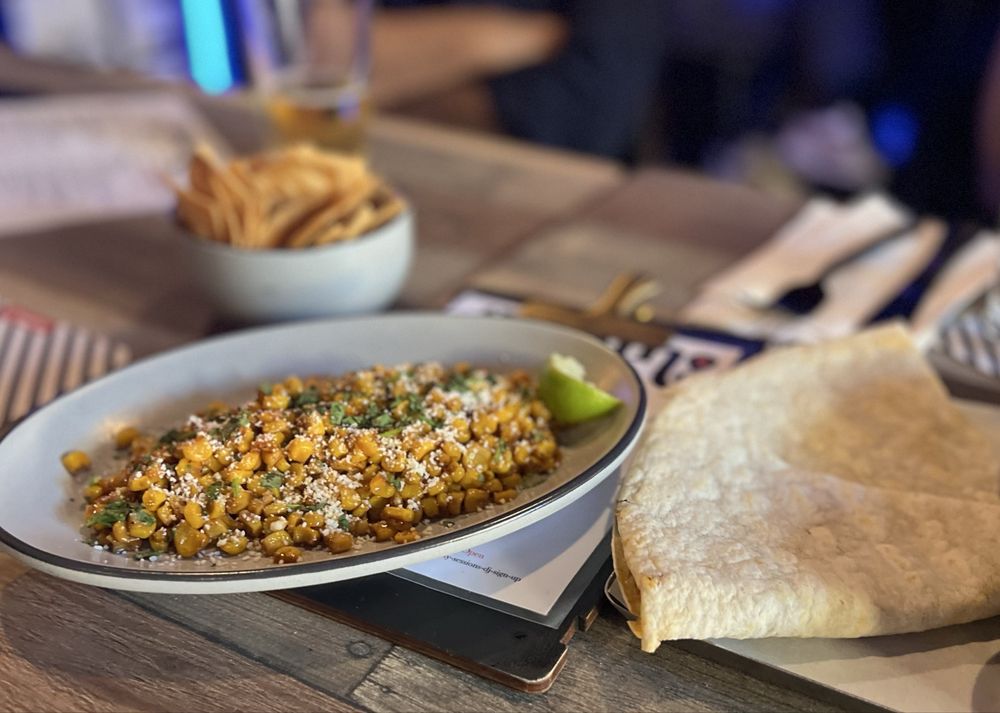 ROAM - Updated December 2025 - 32 Photos & 12 Reviews - 5105 Ballard ...