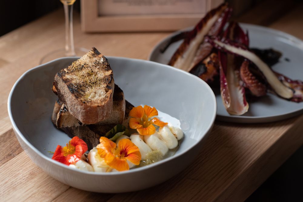 PIPS - Updated August 2024 - 77 Photos & 47 Reviews - 129 Atlantic Ave ...