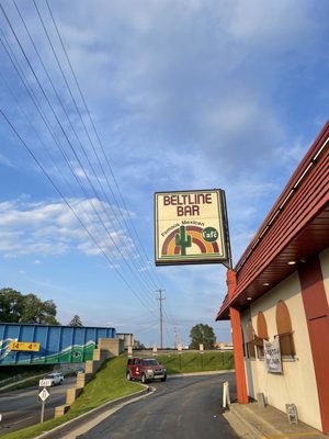 BELTLINE BAR - Updated November 2024 - 124 Photos & 357 Reviews - 16 ...