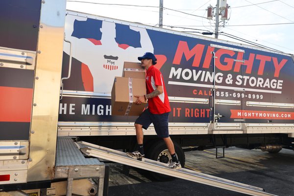 MIGHTY MOVING - Updated December 2025 - 32 Photos & 27 Reviews - 11 N ...