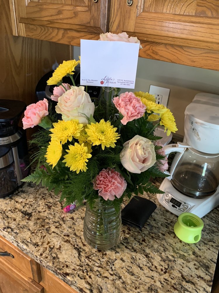 LINDA’S FLOWERS - Updated September 2024 - 25 Photos & 38 Reviews ...