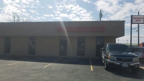 MICHAEL’S KEYS LOCKSMITH - Updated November 2024 - 21 Photos & 13 ...