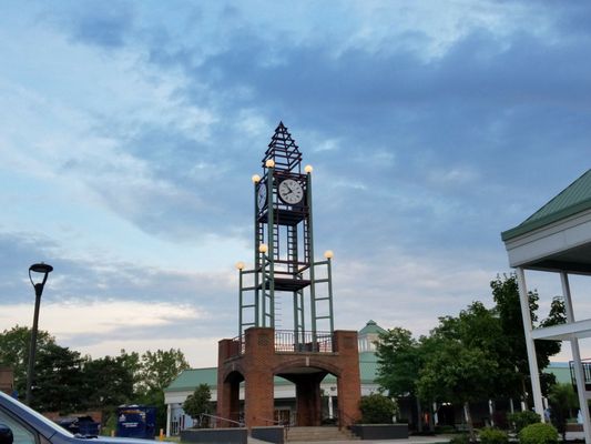 UB COMMONS - Updated August 2025 - 27 Photos - 520 Lee Entrance ...