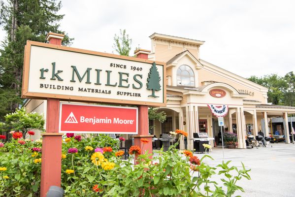 RK MILES - Updated September 2025 - 13 Photos - 618 Depot St ...