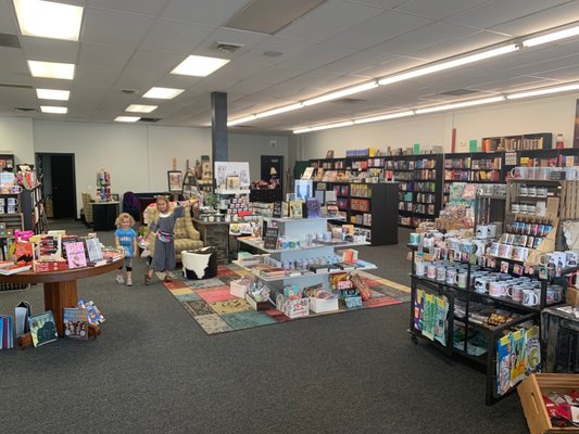 MONARCH BOOKS & GIFTS - 15 Photos - 7713 W 151st St, Overland Park ...