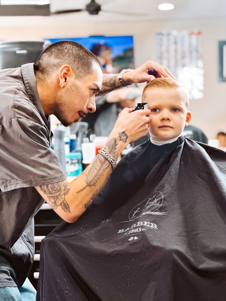 FINEST BLENDS BARBERSHOP - Updated January 2026 - 24 Photos & 15 ...