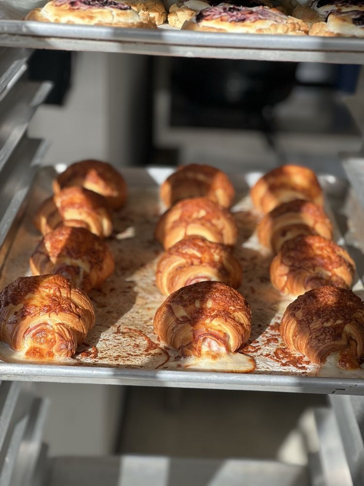 FAT DOUGH BAKERY - Updated December 2025 - 34 Photos & 20 Reviews - 12 ...