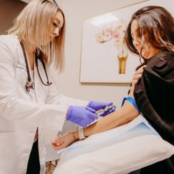 VIDA INTEGRATED HEALTH - SEATTLE - 27 Photos & 65 Reviews - 2014 E ...