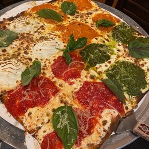 UNGARO COAL FIRED PIZZA CAFE - 75 Photos & 64 Reviews - 1298 Forest Ave ...