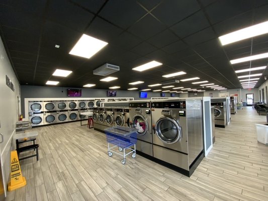 PEANUTS LAUNDRY - Updated August 2025 - 3723 Walton Way Ext, Augusta ...