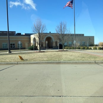 FREEMAN SOUTHWEST YMCA - Updated August 2024 - 4701 Chouteau Ave ...