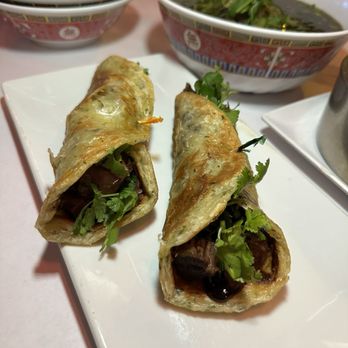 PEKING TAVERN - Updated August 2024 - 127 Photos & 86 Reviews - 236 S ...