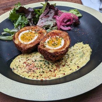 BROTHERS CASCADIA EVERGREEN PUB - Updated May 2025 - 66 Photos & 37 ...