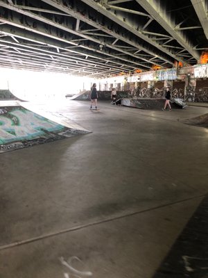 LOGAN SQUARE SKATE PARK - Updated July 2025 - 2430 W Logan Blvd ...