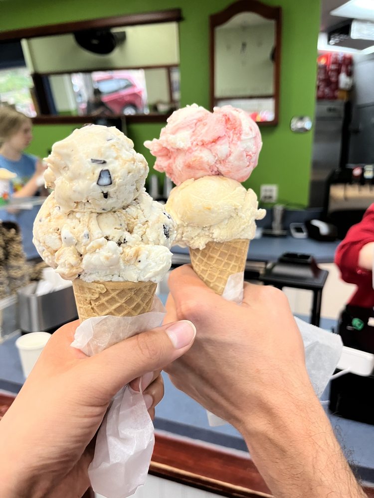 LIKS ICE CREAM - 171 Photos & 455 Reviews - 2039 E 13th Ave, Denver ...