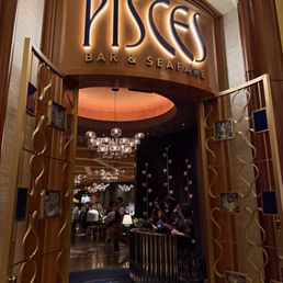 PISCES BAR & SEAFARE - Updated January 2026 - 379 Photos & 102 Reviews ...