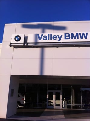 VALLEY AUTO WORLD INC VALLEY BMW - Updated October 2025 - 33 Photos ...