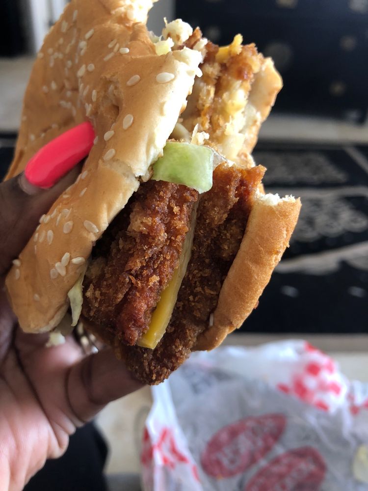 CHECKERS - 27 Photos & 48 Reviews - 1800 163rd St, North Miami Beach ...