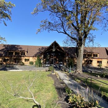 LYDIA MOUNTAIN LODGE & LOG CABINS - Updated March 2025 - 123 Photos ...