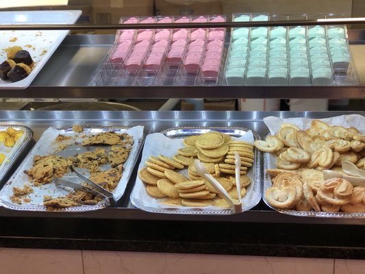 GREAT CHOW - 132 Photos & 142 Reviews - Buffets - 1302 Mount Zion Rd ...