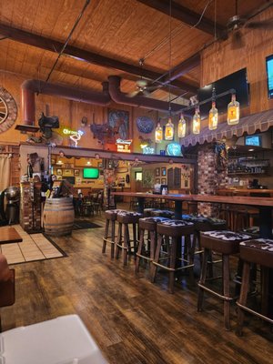 RUSTY BULL ROADHOUSE - Updated October 2025 - 603 Photos & 877 Reviews ...