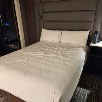 J RESORT - Updated June 2024 - 77 Photos & 103 Reviews - 345 N ...