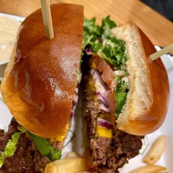 CAMP OUTPOST - Updated October 2024 - 345 Photos & 464 Reviews - 709 ...