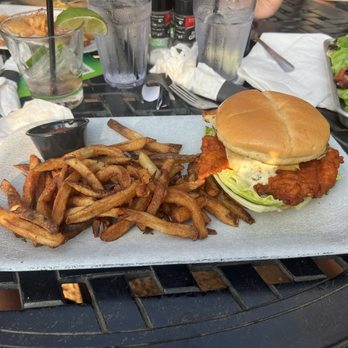 THE TIPSY OAK - Updated September 2024 - 868 Photos & 874 Reviews - 301 ...