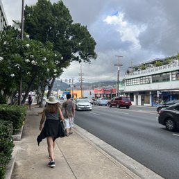 SIDE STREET INN - Updated May 2025 - 5554 Photos & 2415 Reviews - 614 ...