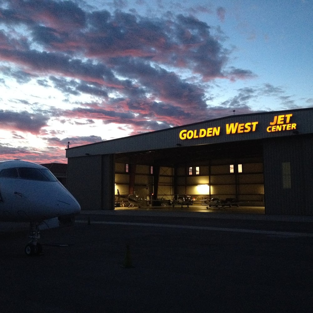 GOLDEN WEST JET CENTER - 1601 W 5th St, Oxnard, California - Aviation ...