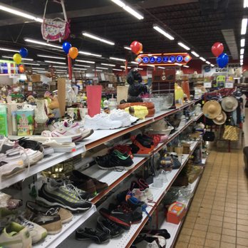 RED RACKS THRIFT STORE - Updated January 2025 - 11 Photos & 25 Reviews ...