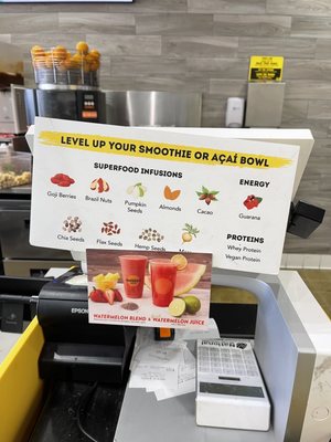 QWENCH JUICE BAR - Updated September 2024 - 58 Photos & 71 Reviews ...