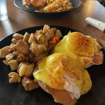 TOAST KITCHEN & BAR DOWNEY - Updated May 2024 - 606 Photos & 474 ...