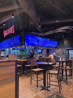 WALK-ON’S SPORTS BISTREAUX - MOBILE RESTAURANT - Updated May 2025 - 381 ...