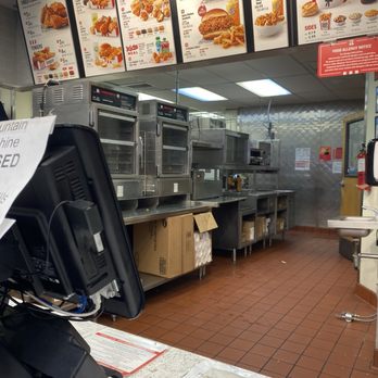 KFC - Updated January 2026 - 70 Photos & 98 Reviews - 2970 Bellflower ...