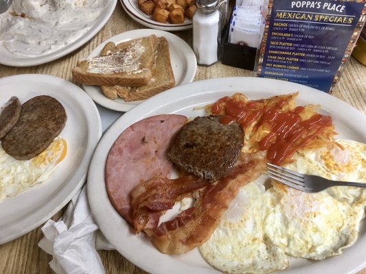 POPPA’S PLACE - 19 Photos & 52 Reviews - 208 S Main St, Brooklyn ...