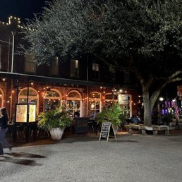 VINNIE VAN GO-GO’S - Updated December 2024 - 930 Photos & 1580 Reviews ...