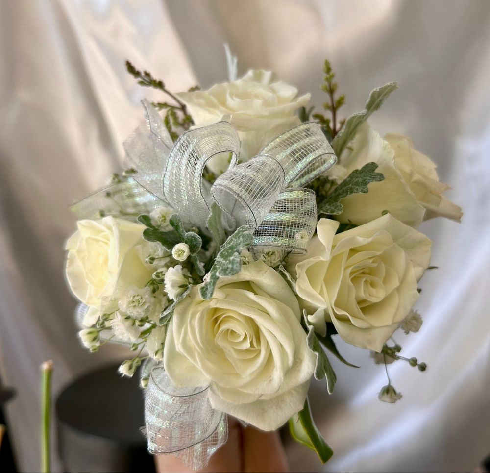 SIMI FLOWERS AND GIFTS - Updated September 2025 - 338 Photos & 73 ...